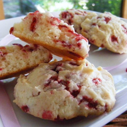 INCREDIBLE RASPBERRY CHEESECAKE COOKIES - Delish Grandma's Recipes