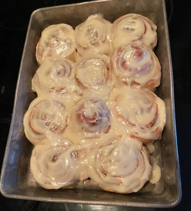 BEST HOMEMADE CINNAMON ROLLS RECIPE - Delish Grandma's Recipes