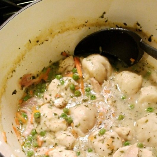SIMPLY DELICIOUS CHICKEN AND DUMPLINGS - Delish Grandma's Recipes